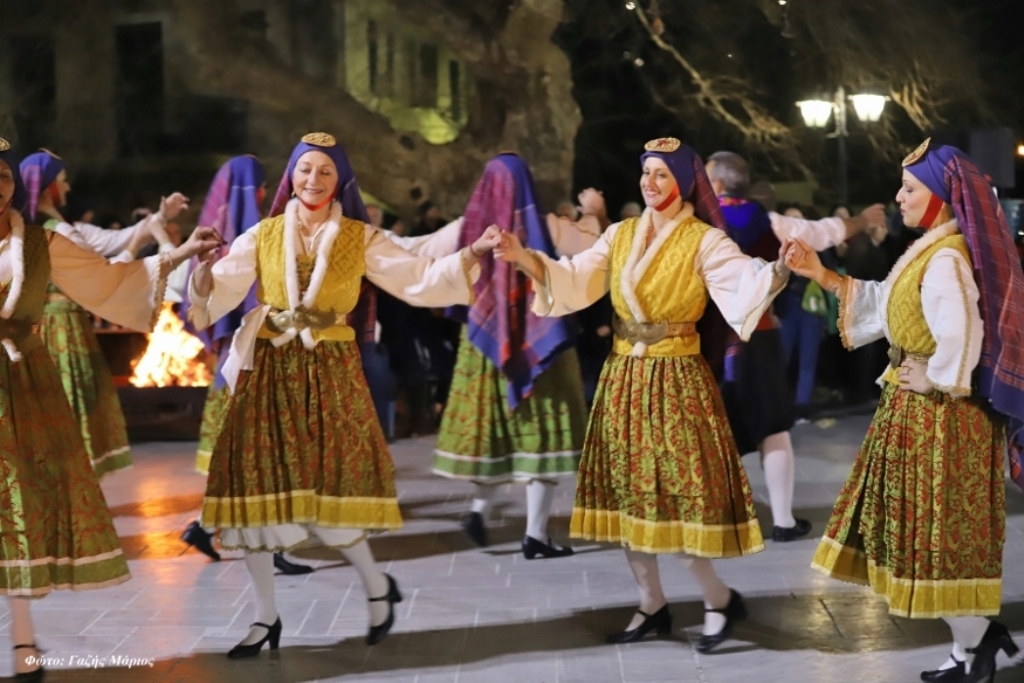 ΤΣΙΚΝΟΠΕΜΠΤΗ ΣΤΗΝ ΚΑΡΥΑ – Ο «ΟΡΦΕΑΣ» ΣΥΓΧΑΙΡΕΙ ΤΟΝ ΑΠΟΛΛΩΝ ΚΑΡΥΑΣ ΓΙΑ ...